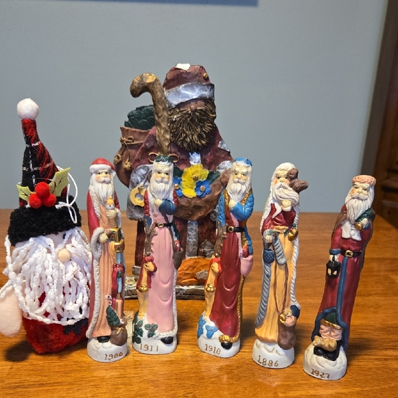 Holiday | Vintage Santa Claus Figurine Set Multicolor | Poshmark